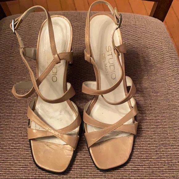 Studio Delman | Shoes | Studio Delman Gold Heels | Poshmark